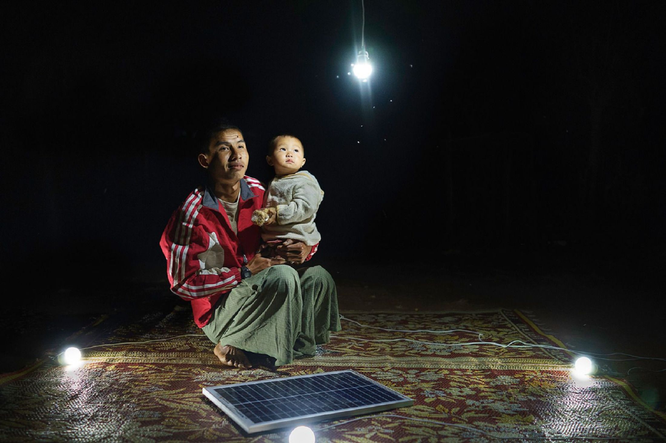 Solar Portraits: Myanmar - Photographs and text by Rubén Salgado ...