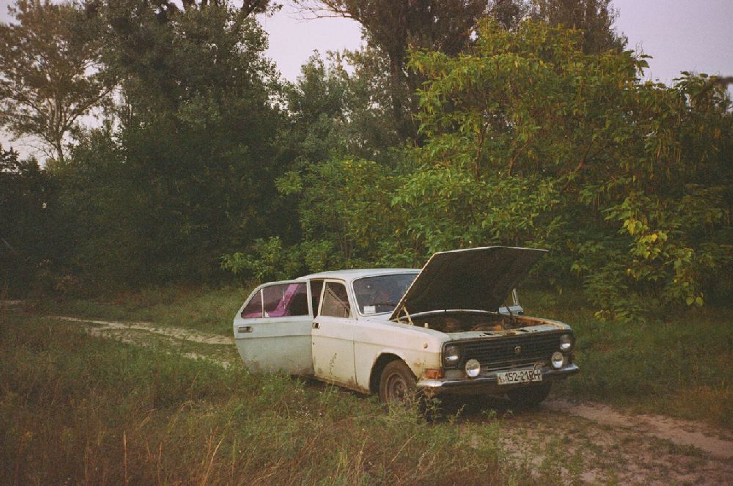 Ukraine’s Displaced Youth - Photographs by Daniel Jack Lyons ...