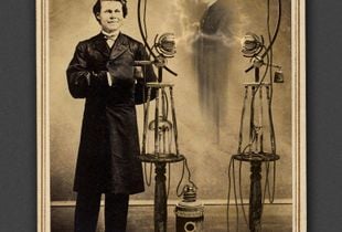 Edward Bateman - All the Times We Did Not Know | LensCulture