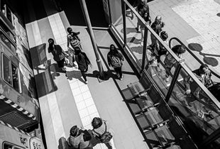Ioannis Zafiris - Figure Out | LensCulture