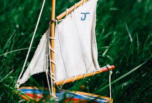 Emma Godfrey Pigott - Waiting for you | LensCulture