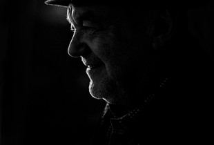 milivoje jocic - Tuesday at Jožko's | LensCulture