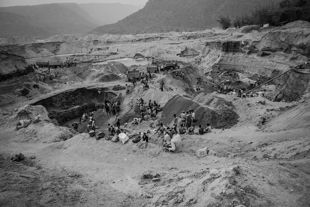 Life in Quarries - LensCulture