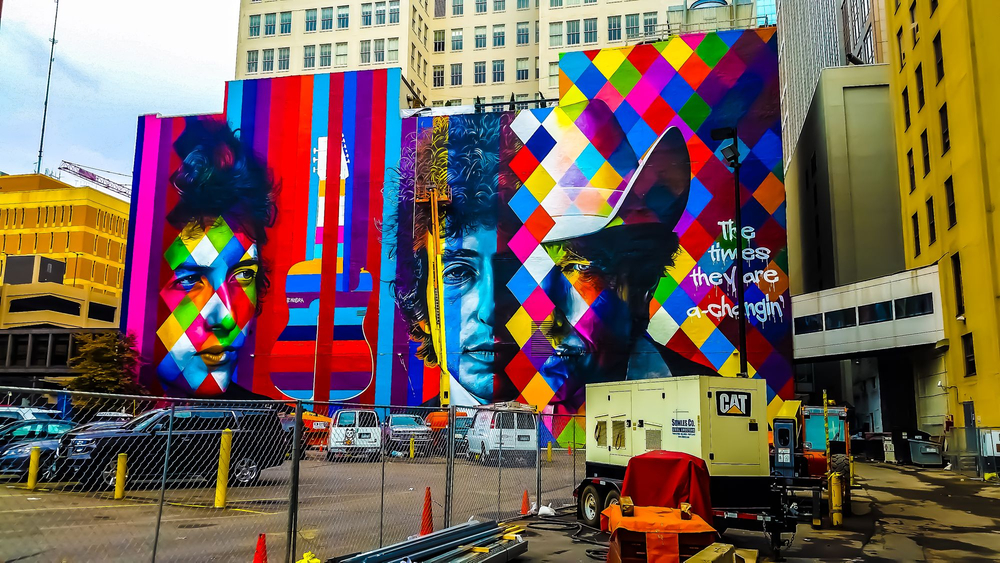 Andrew Clift - "Art in the Streets" | LensCulture