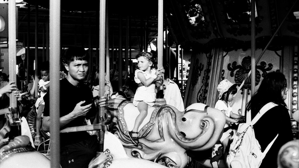 Joseph Lai - 120 Seconds on the Merry Go Round | LensCulture