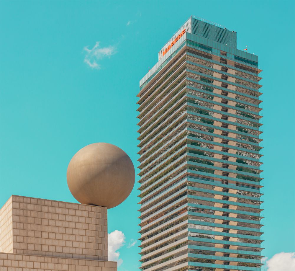 Chroma: Geometry, Mass, Light - Photographs by Ben Thomas | LensCulture