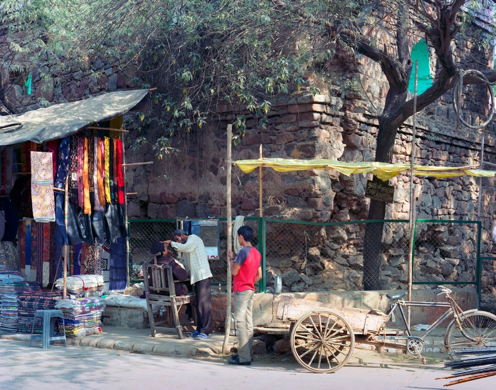 Peter Elliston - Broken Monuments | LensCulture