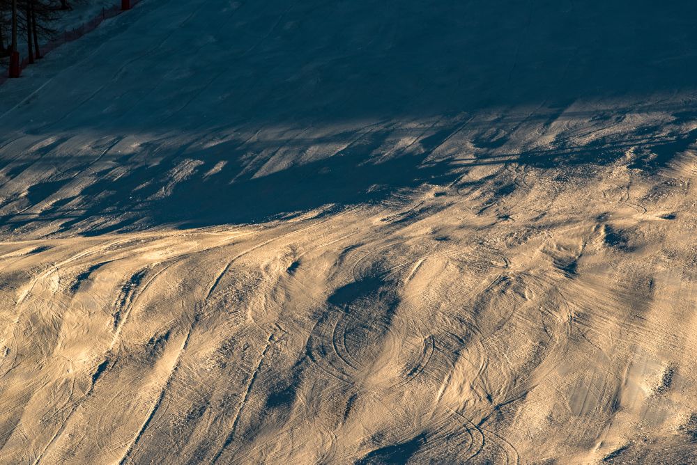 frankie mcallister - Curved Footprints - manipulated landscapes ...