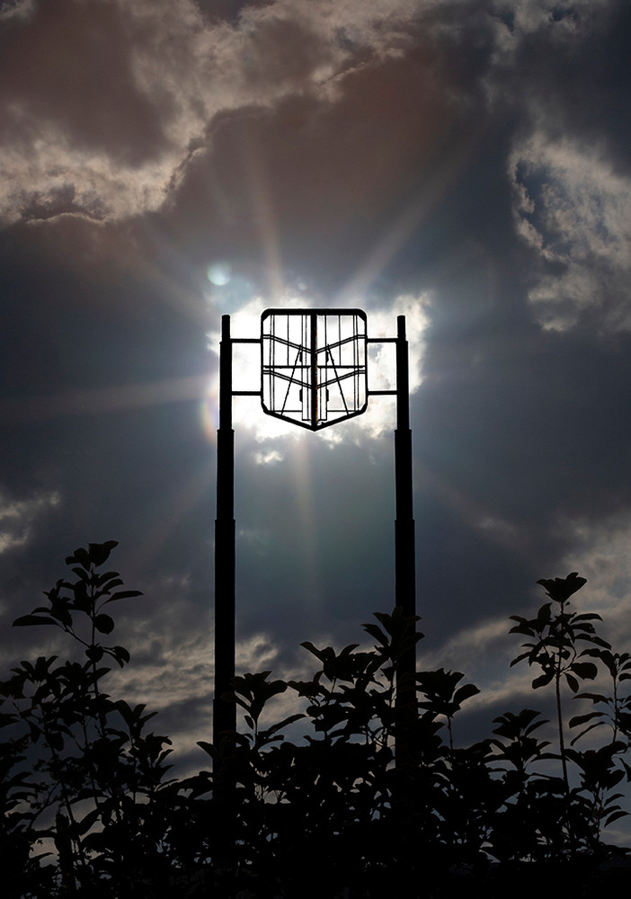 Jacob Mitchell - EMPTY SIGNS | LensCulture