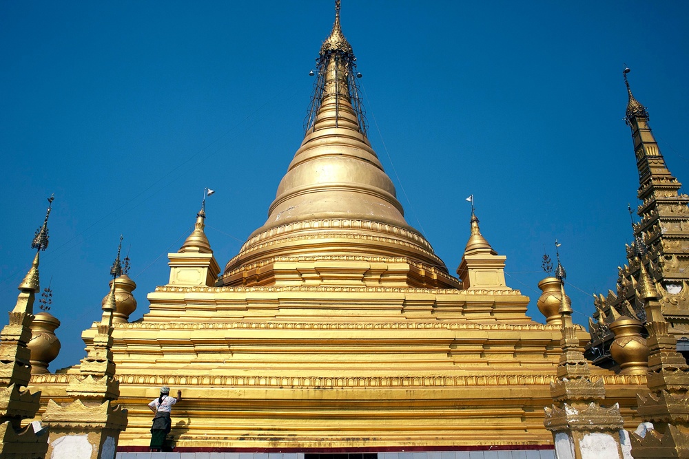 Irene Barlian - Inside Myanmar Monasteries | LensCulture