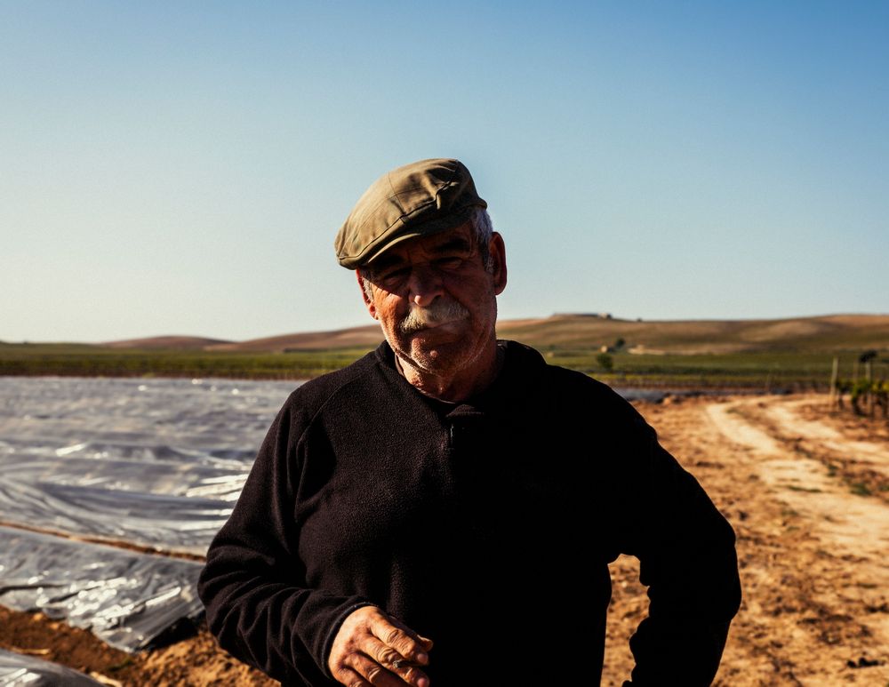 simon bajada - portraits 2018 | LensCulture