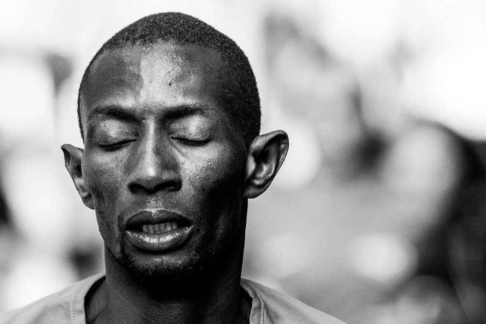 Simon Blackley - The Runners | LensCulture