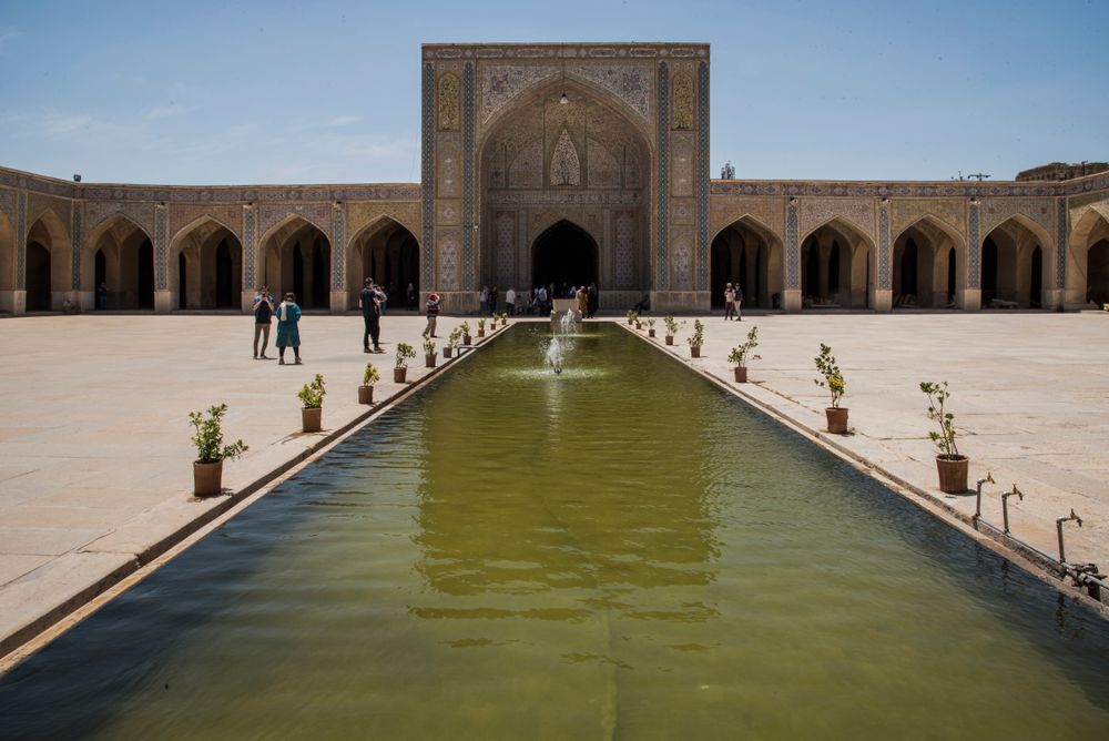 Mazdak Sepanloo - SHIRAZ | LensCulture