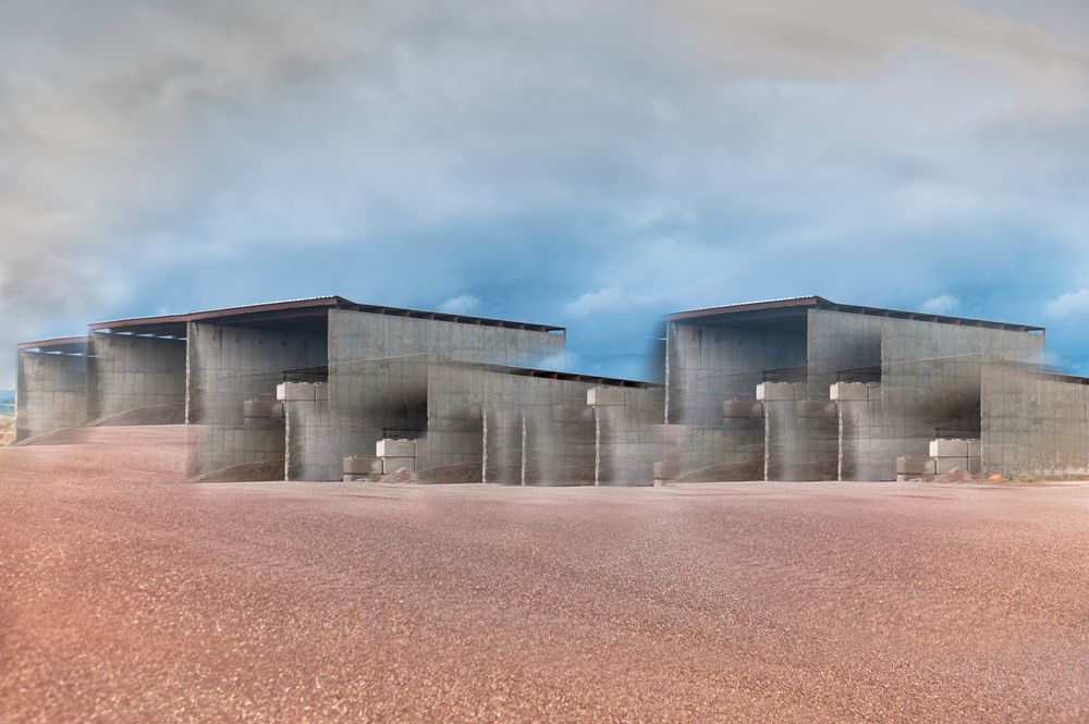 Daniel Barsotti - Colony Court Series | LensCulture