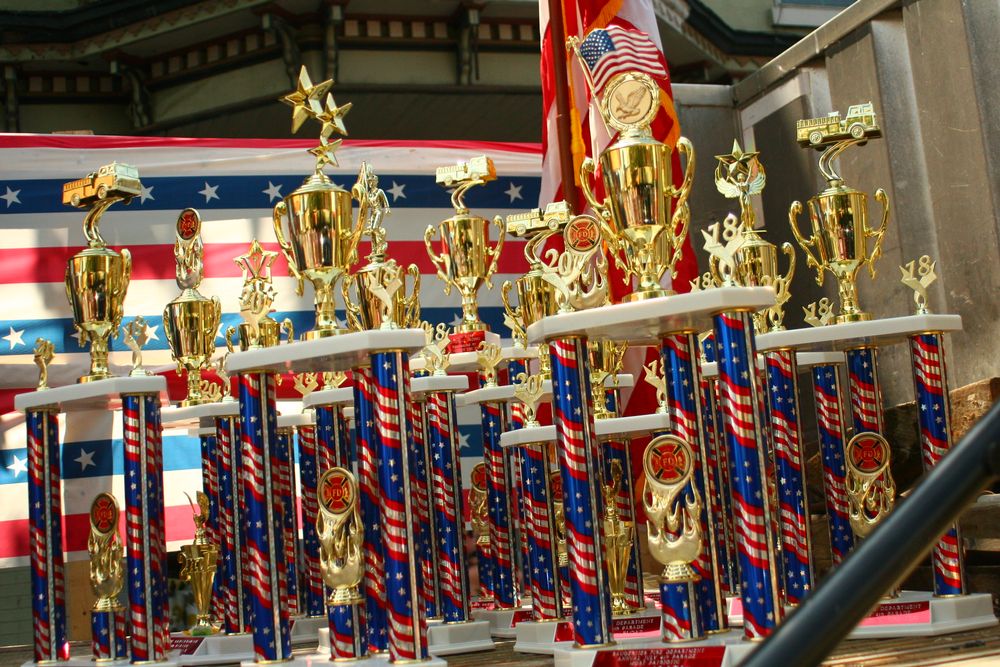 Steven Parisi - Gentile - Small Town Parade | LensCulture