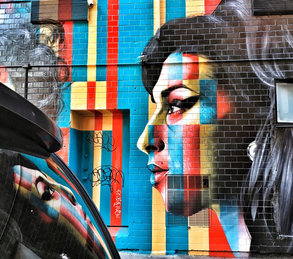 Lisa Bellamy - The Streets | LensCulture