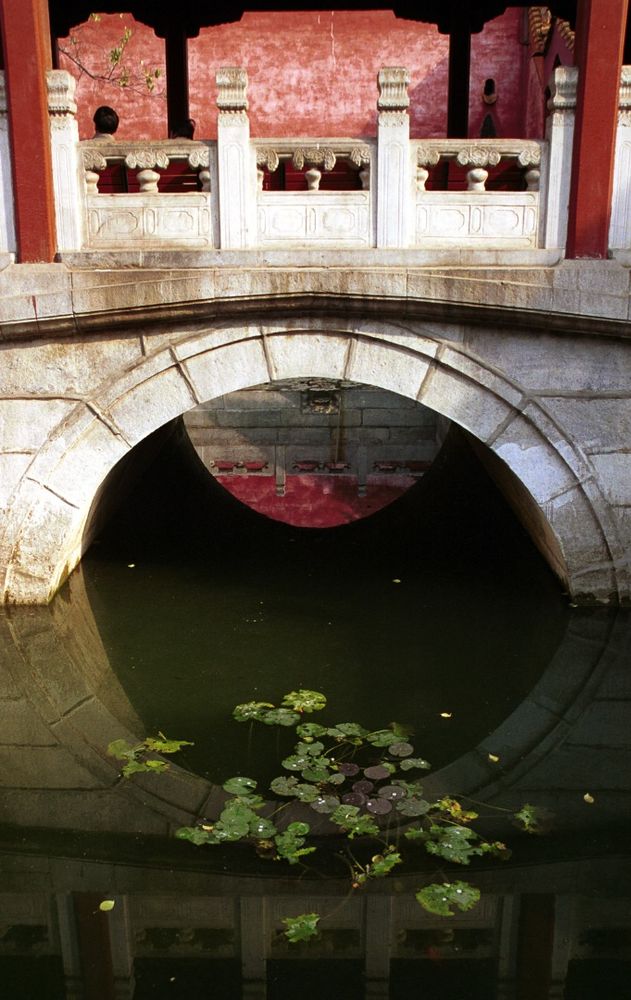 Mark Indig - My Asia | LensCulture