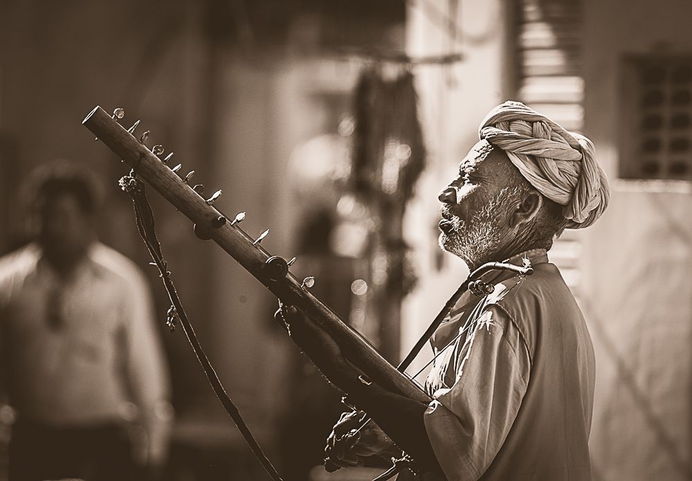 DEBDATTA GHOSH - Street Photography | LensCulture