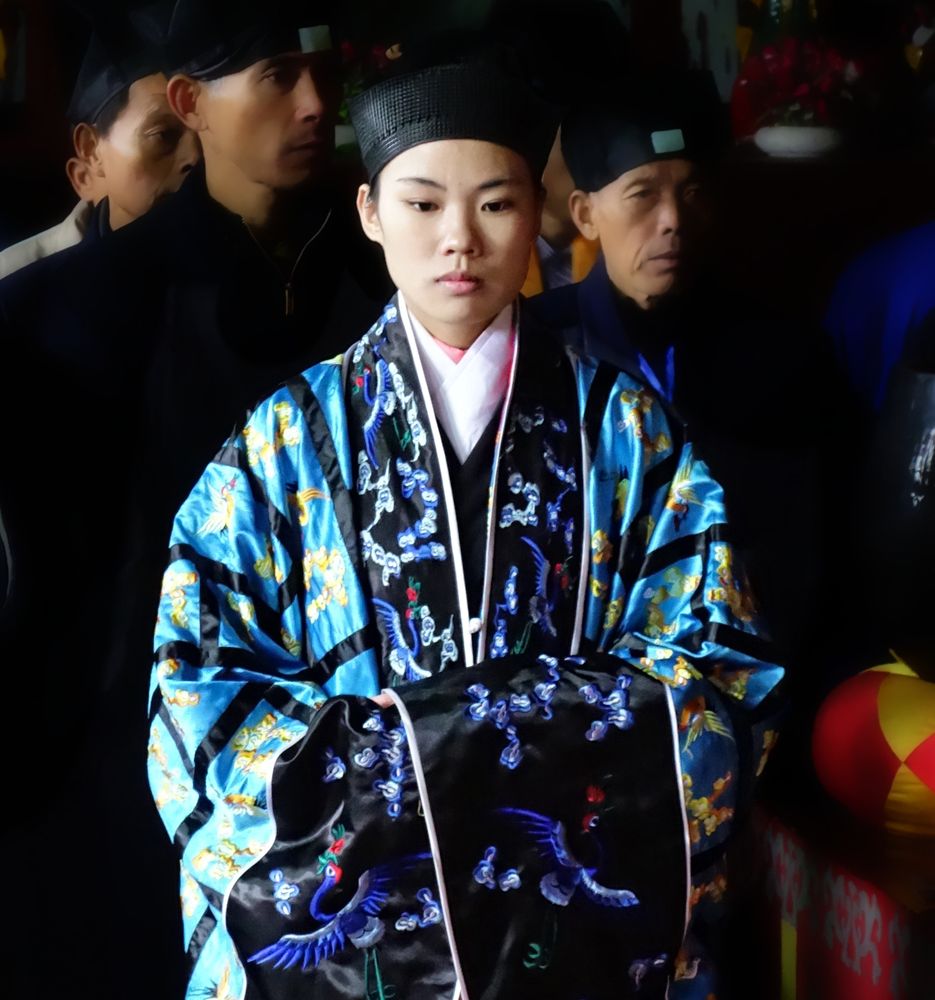 Taoist Priestess