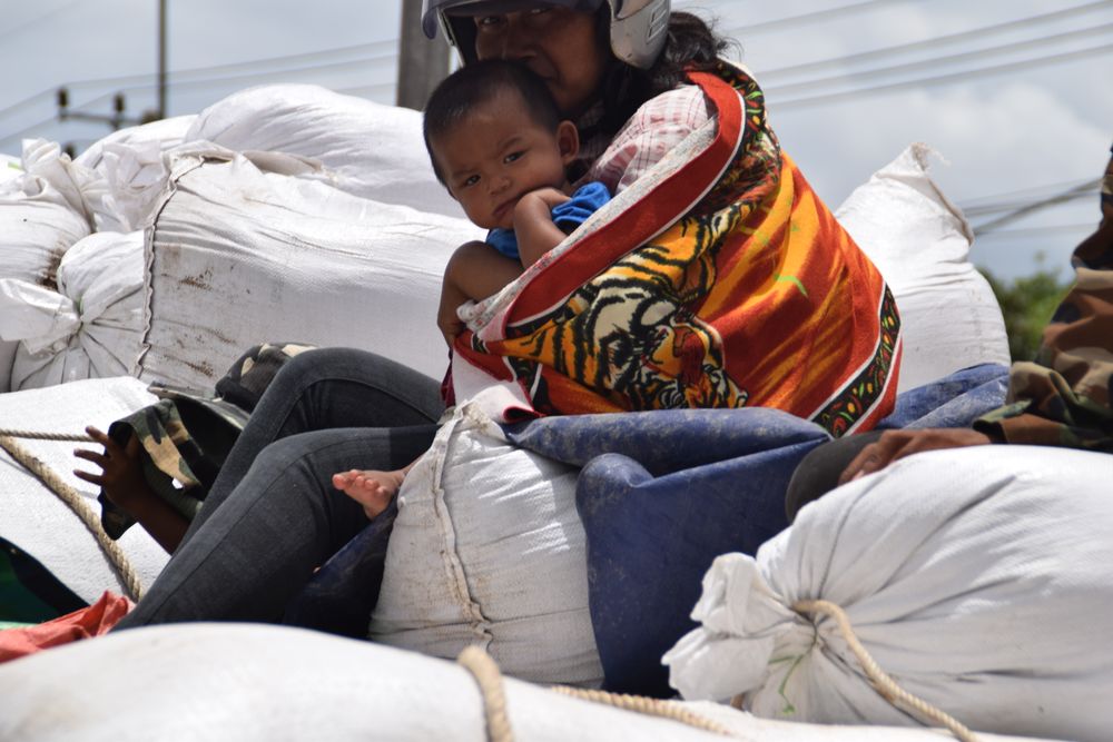 Francesca Papa - The power of a glance | LensCulture