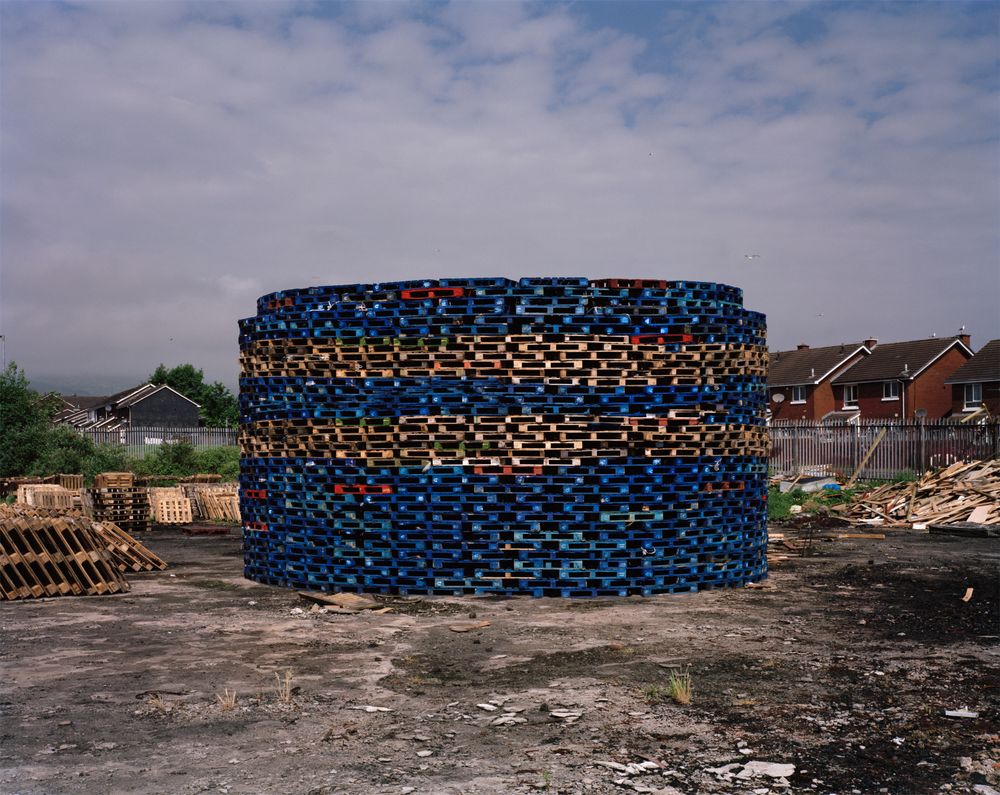 Simon Cuthbert - Where's Alice? | LensCulture