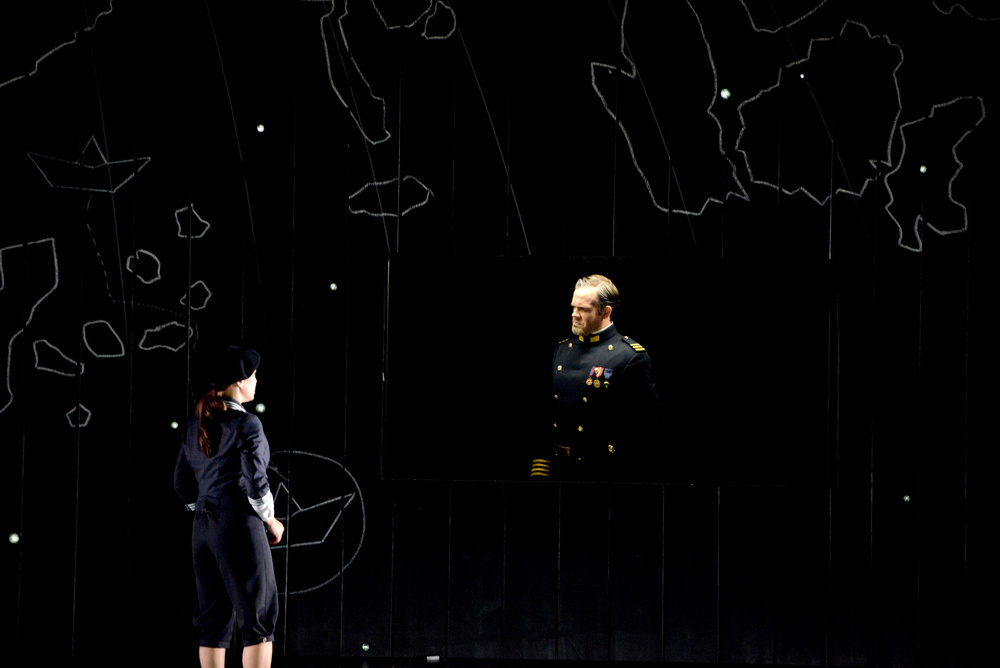 Martin Deeley - At the Theatre | LensCulture