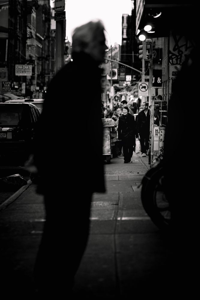 Kenneth Hines Jr - Isolation in a Busy Urban Landscape | LensCulture