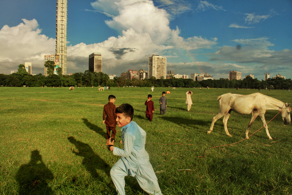 Suvam Saha - Street photography | LensCulture