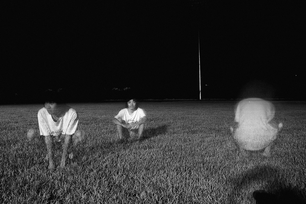 Wenjun Chen - Yanmei Jiang - Me and Me | LensCulture