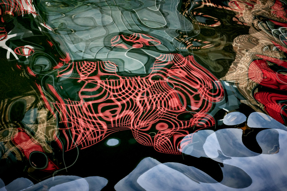 Mike Curry - Fleeting Reflections | LensCulture