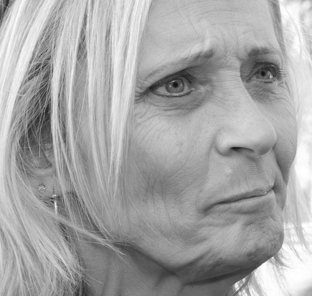 Sharon Rodgers - PORTRAITS IN MOTION | LensCulture