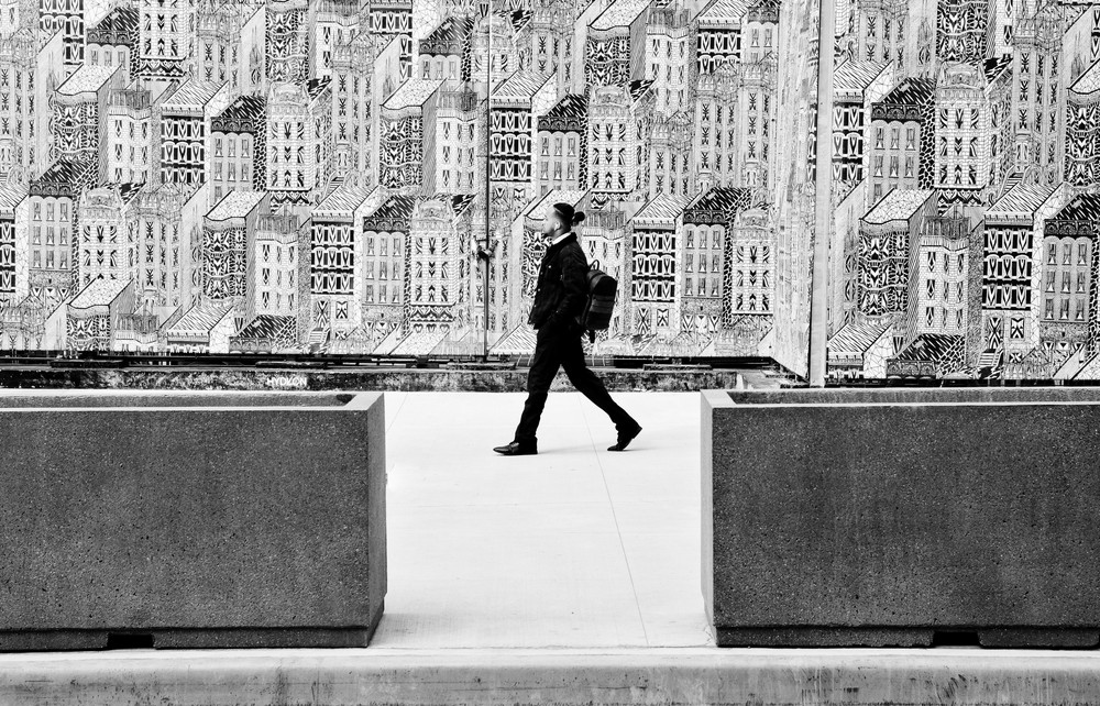 Kenneth Neal - Scene in the City | LensCulture