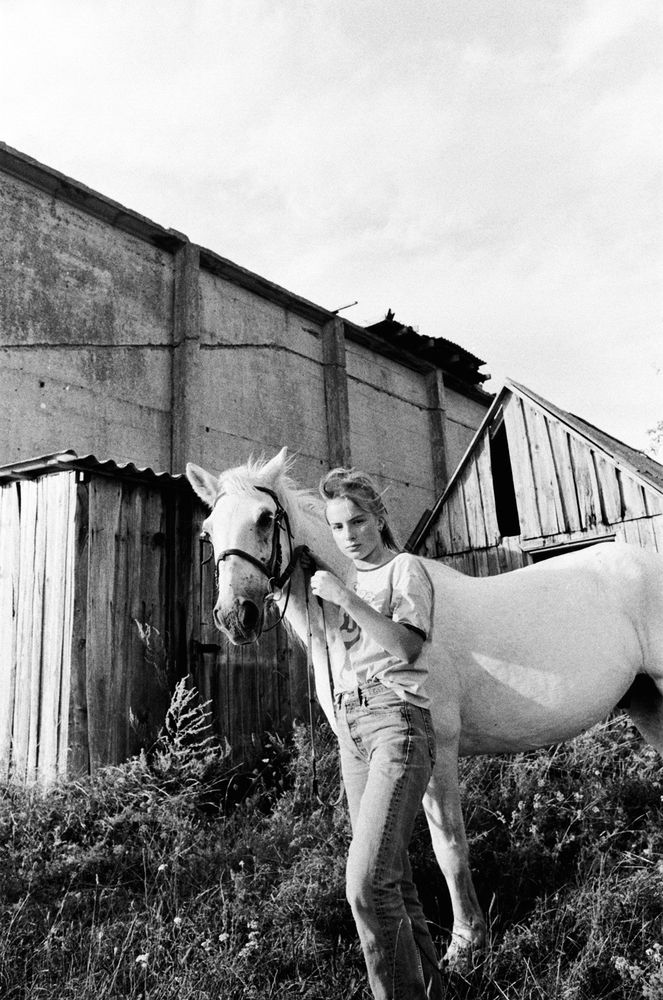 Isla Mathieson - Iona & Edie shot at the former Russian Seaplane hanger ...