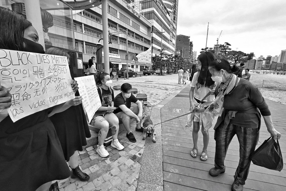 Lee Kelly - BLM Busan South Korea 2020 | LensCulture