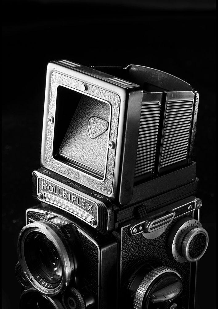 Michael Bradfield - Cameras of the Twentieth Century | LensCulture