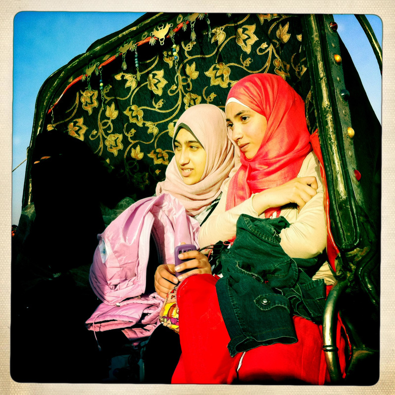 Blink Network - Everyday Photos Reveal the Extraordinary Lives of ...