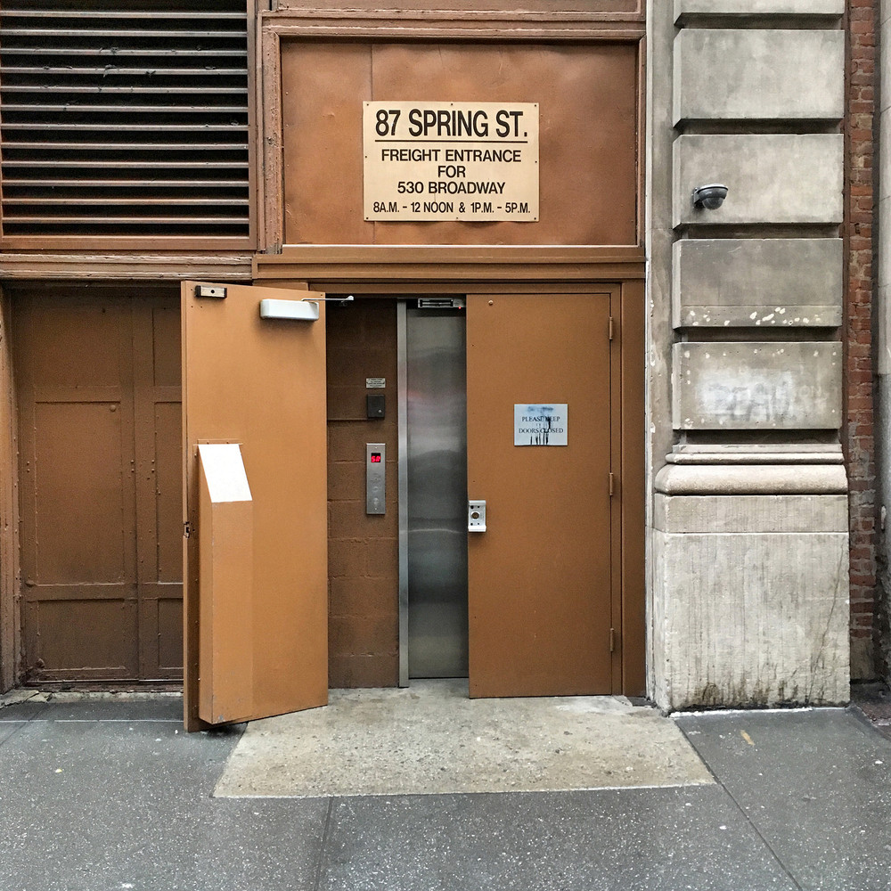Laurent Girard - Street Elevators New York City | LensCulture