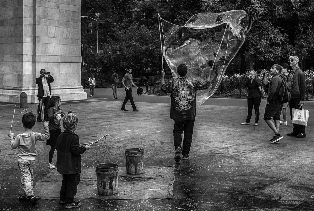 Guy Chapellier - Children's corner | LensCulture