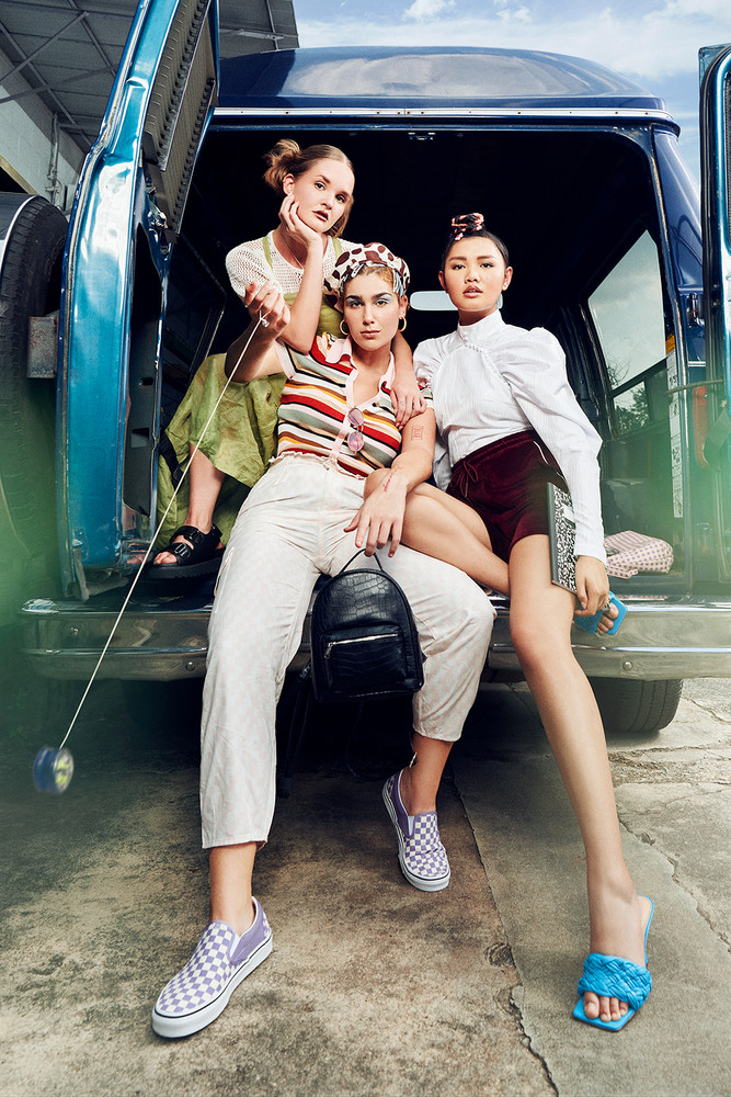 Stephanie Eley - 90's Revival | LensCulture