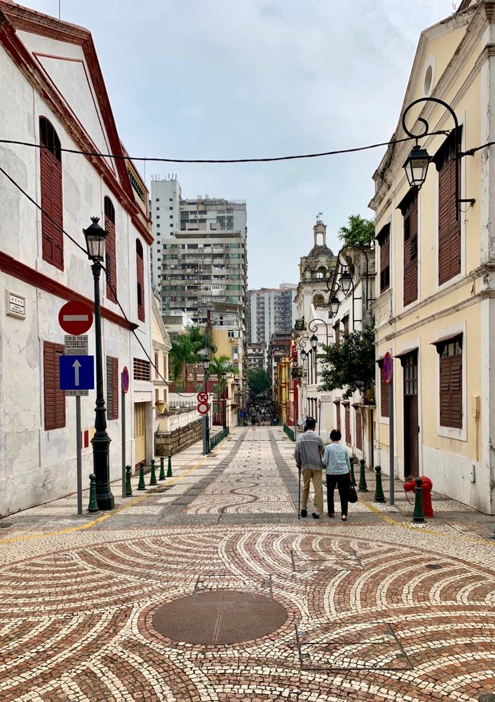 Raymond Kar Kit Tam - Submission | LensCulture