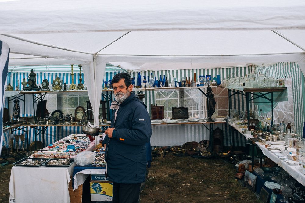Hajdu Tamás - Negreni flea market | LensCulture