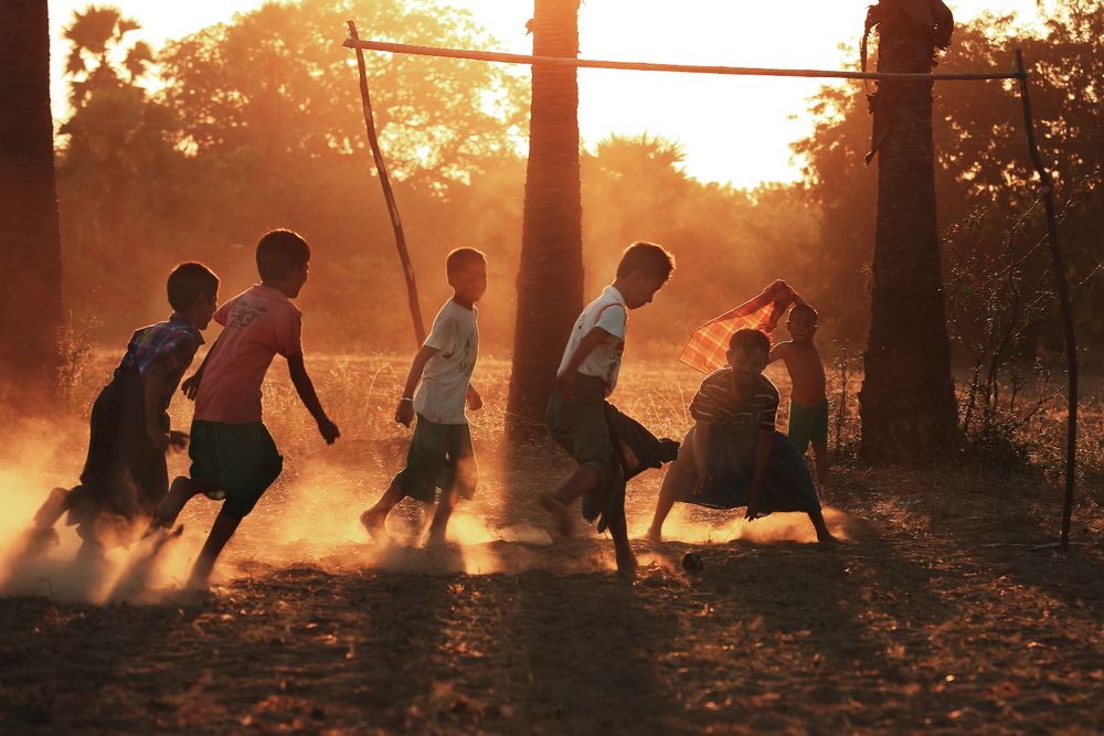 Chee Keong Lim - Myanmar 2014 | LensCulture