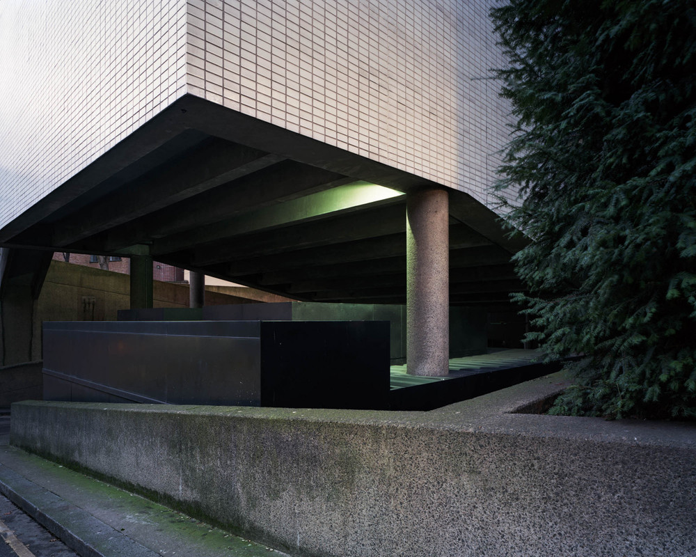 Michael Harding - A squared plus B squared equals C squared | LensCulture