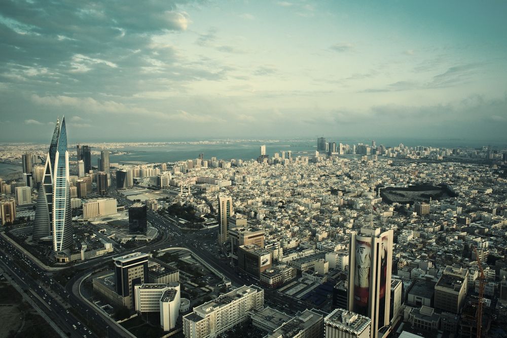 Andrew Shaylor - Bahrain Landscapes | LensCulture