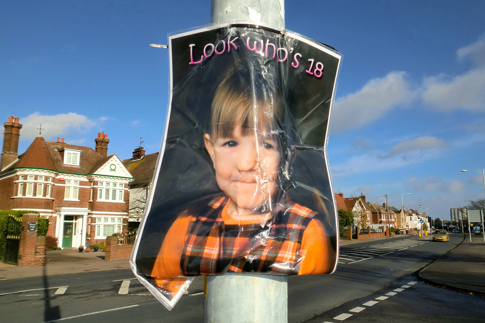 Dan Bass - Happy Birthday. | LensCulture