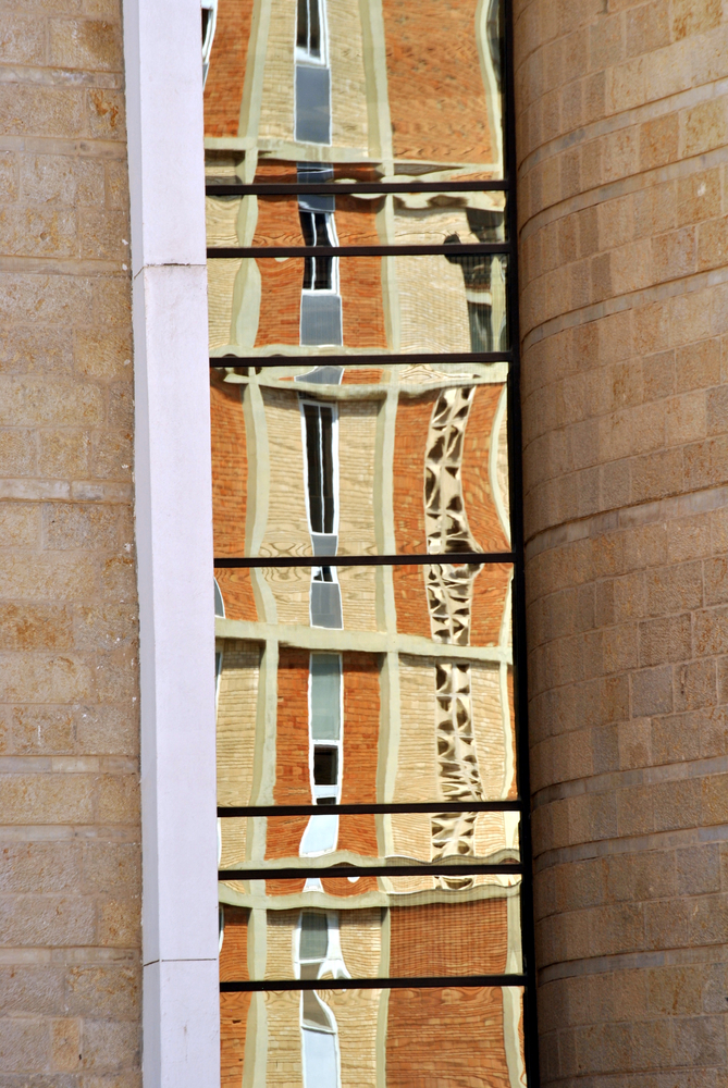 Tami Ellison - Light Abstractions | LensCulture