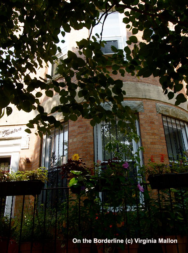 Virginia Mallon - On the Borderline | LensCulture