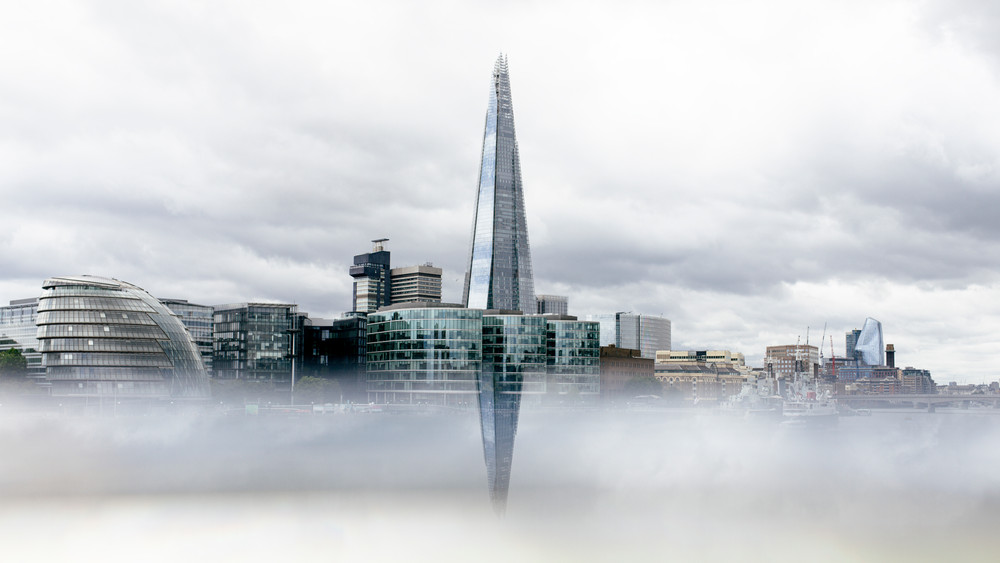 Alessandro Zenok Lombardo - PRISMATIC - LondonTrip | LensCulture