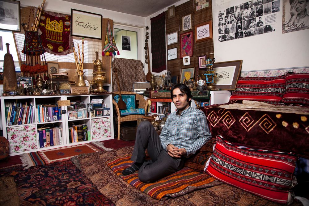 Iranian living room in London - LensCulture