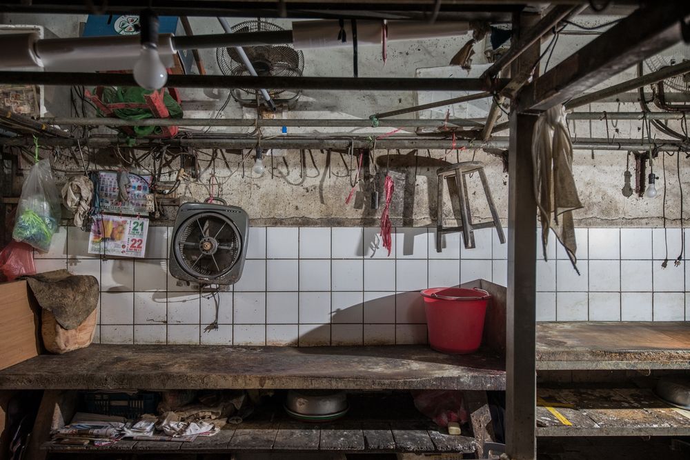 Saint Huang - Meat stall | LensCulture